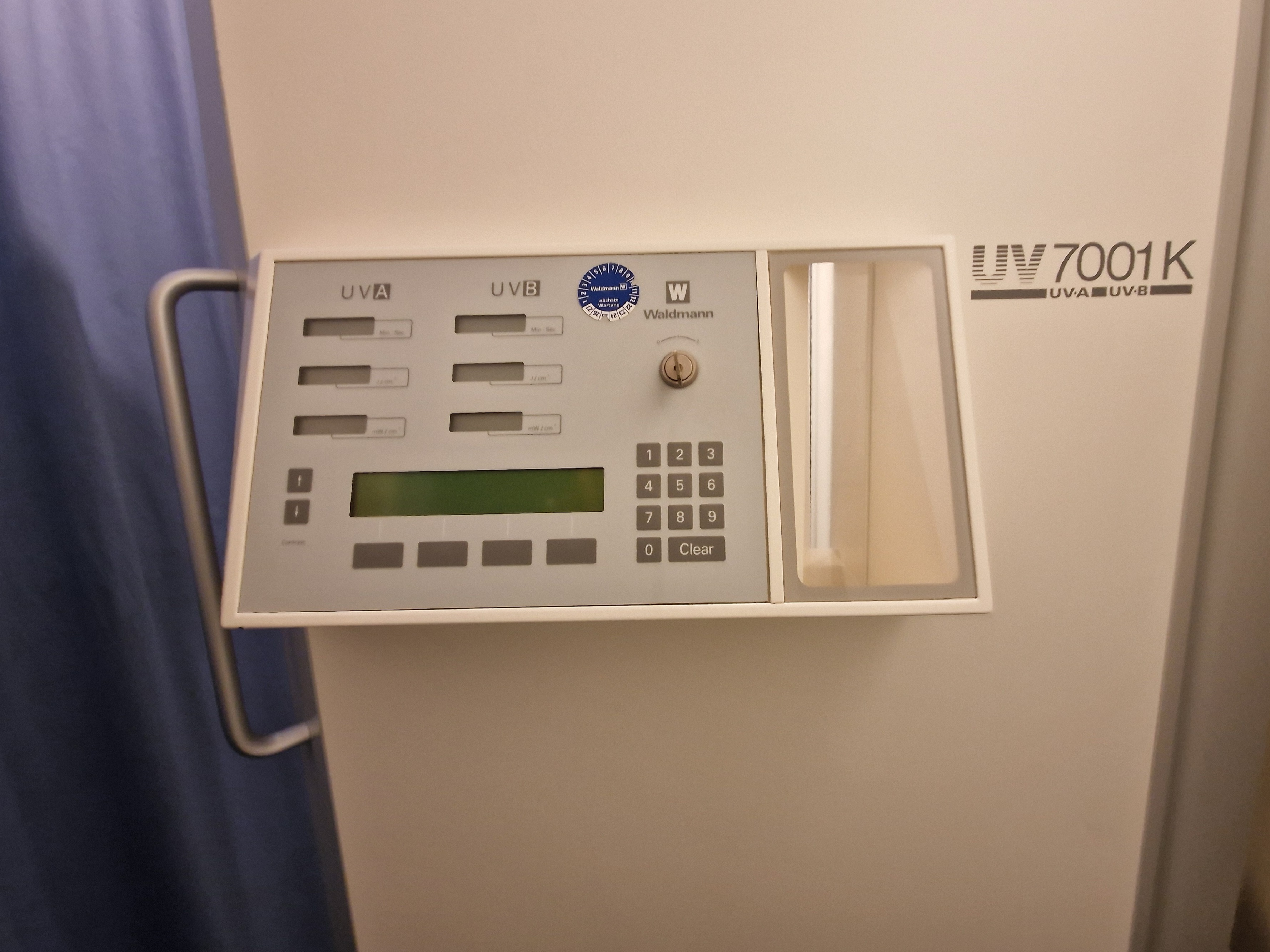 fmhjob.ch - UV Lichtkabine UV 7001 K Waldmann